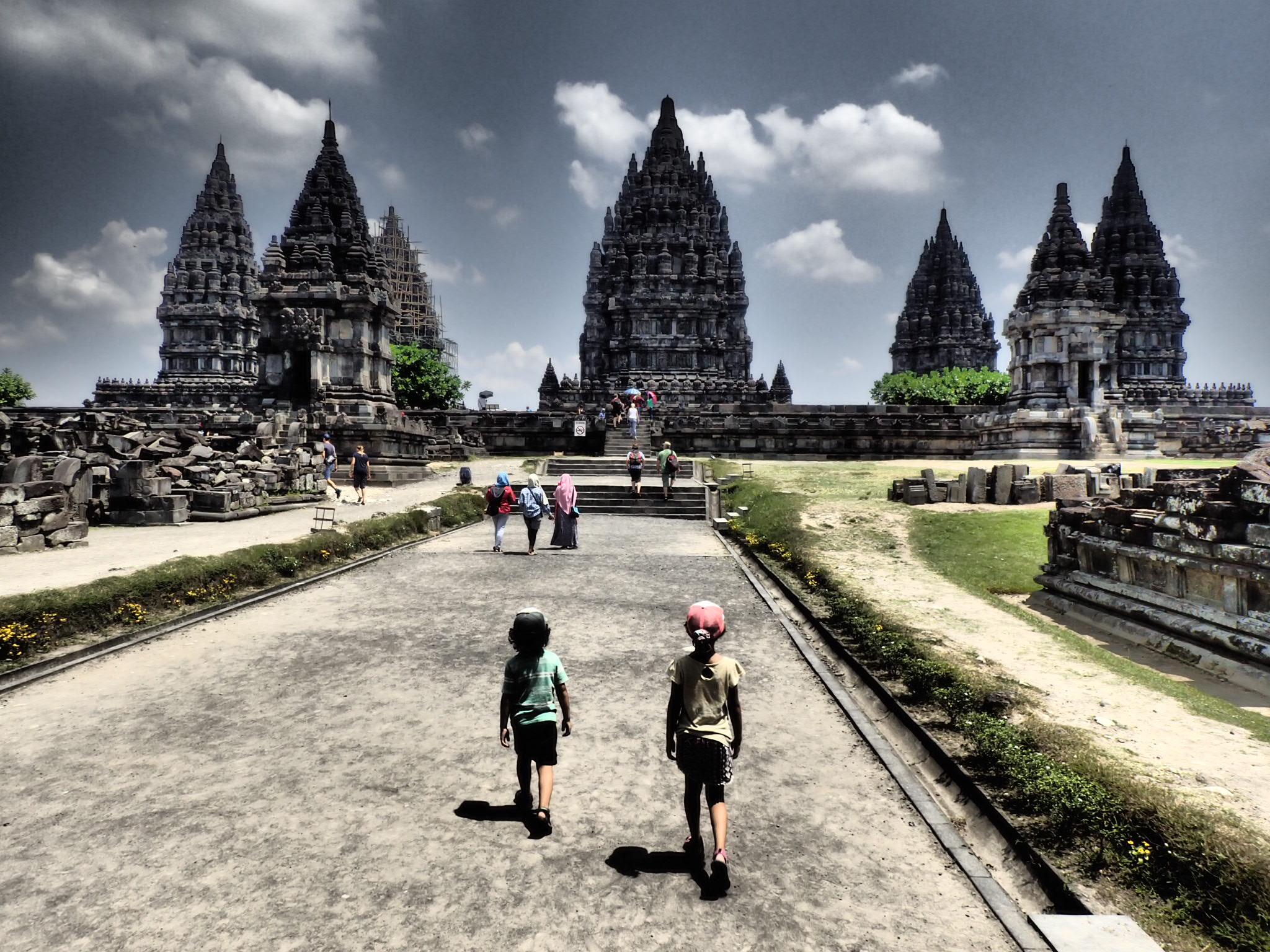 Borobudur et Prambanan : temples de Java | Traveling Nomads
