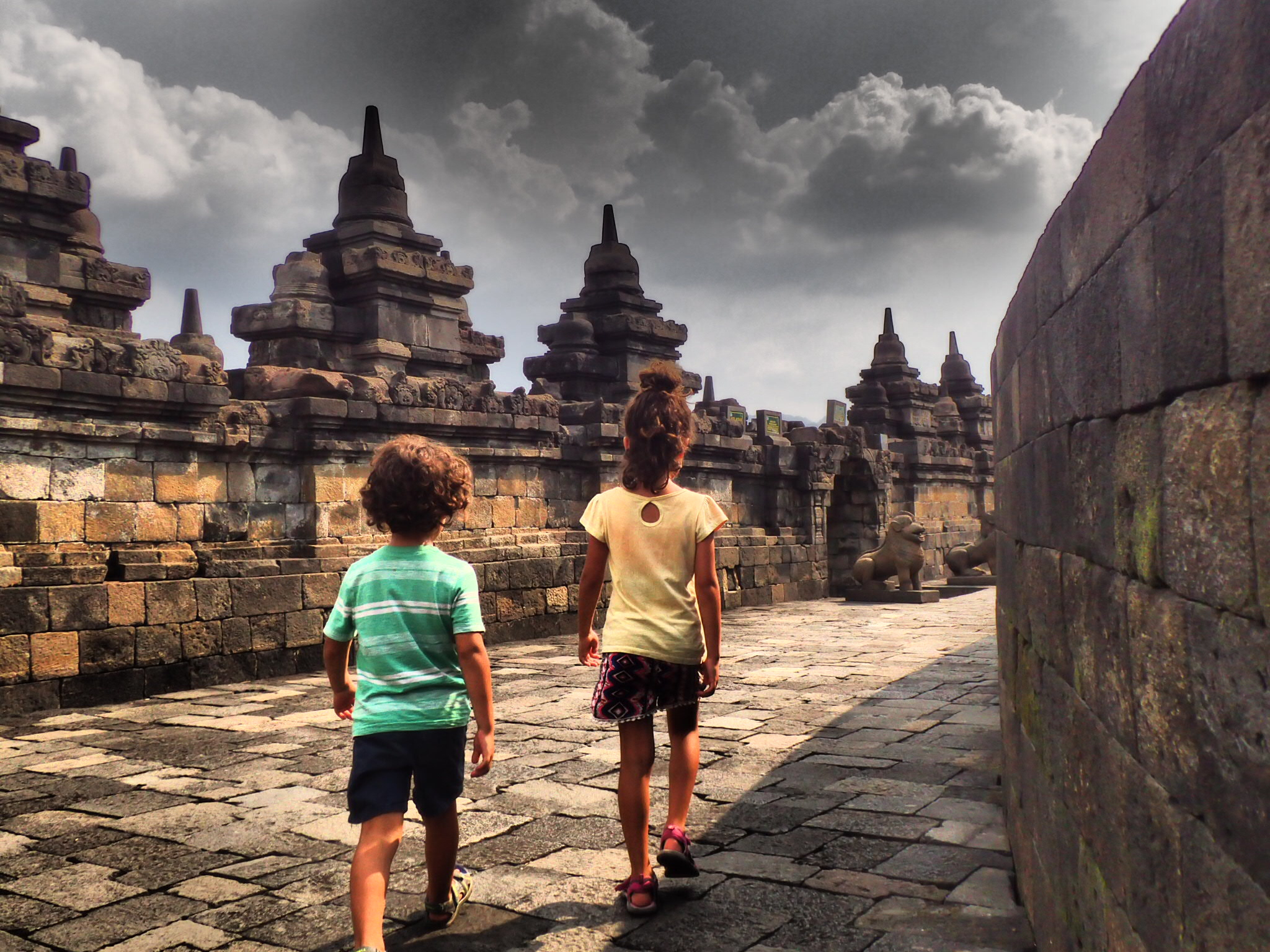 Borobudur et Prambanan : temples de Java | Traveling Nomads